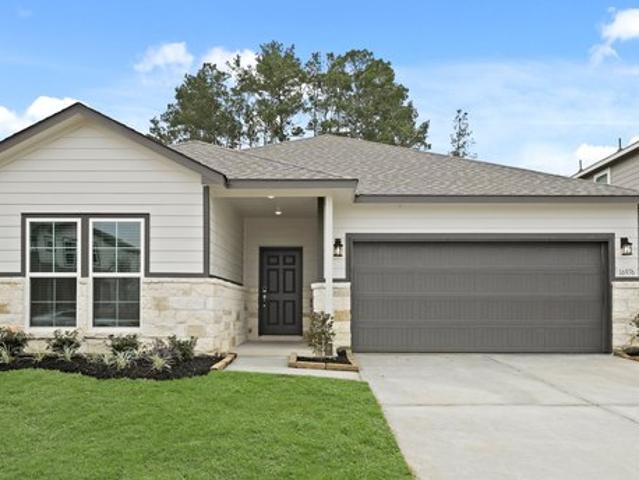 16976 Hazelnut Dr, Conroe, TX 77302
