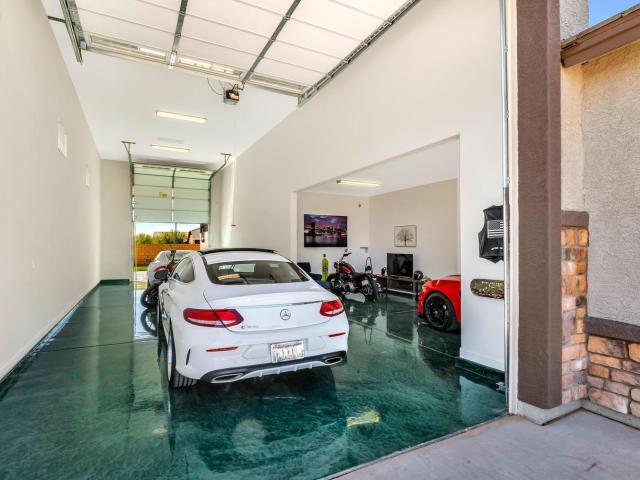 16979 w alameda road