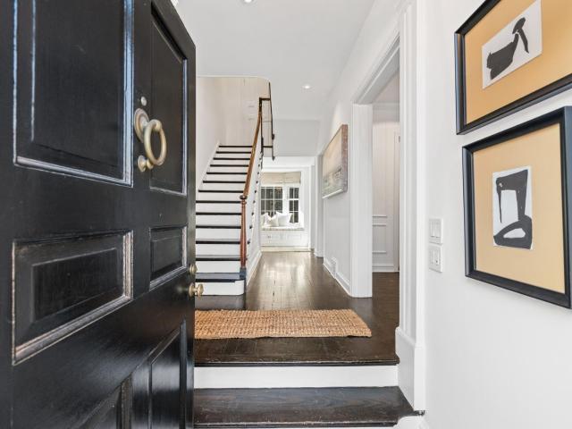 1698 32nd Street NW, Washington, US, DC