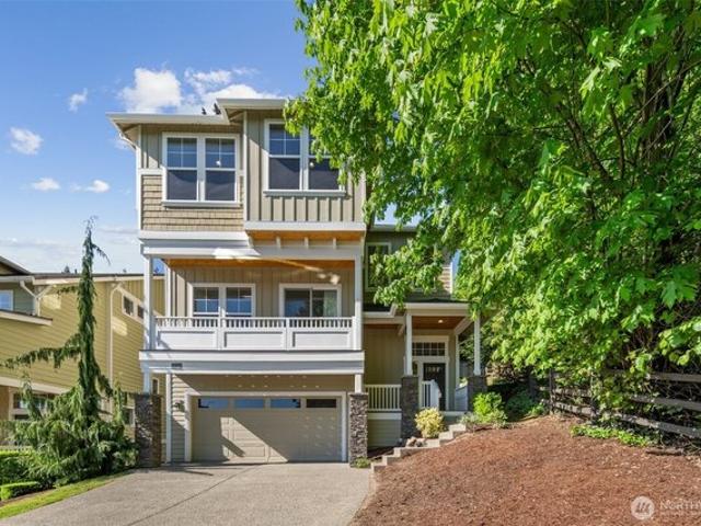 16990 NE 84th Ct, Redmond, WA 98052