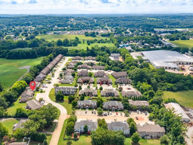 1699 Stonebriar Drive NE