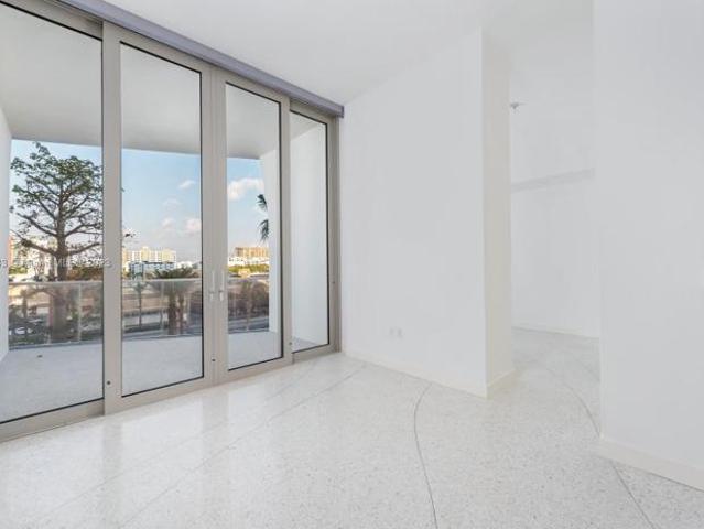 16901 Collins Ave #403, Sunny Isles Beach, FL 33160