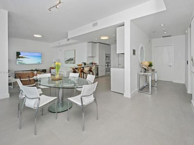 16901 Collins Ave #602, Sunny Isles Beach, FL 33160