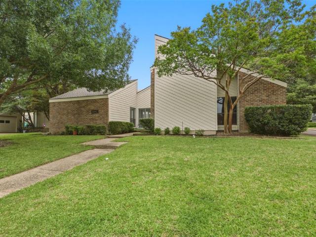16902 Davenport Court