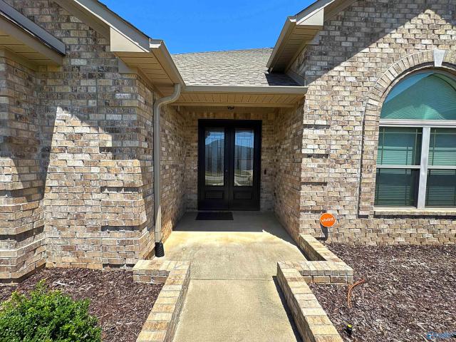 16904 Stonegate Drive