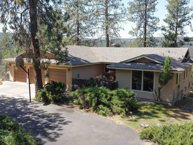 16905 N Mockingbird Ct, Nine Mile Falls, WA 99026