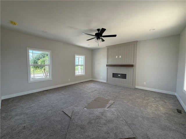 16906 W 164th Ter, Olathe, KS 66062