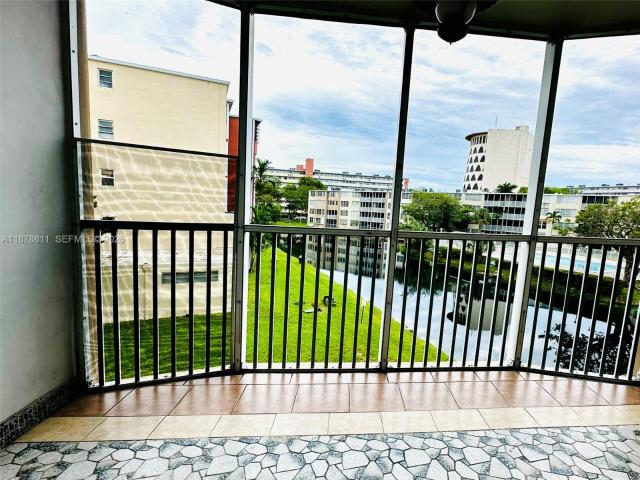 1690 NE 191st St, Unit 3051, Miami, FL 33179 | MLS #A11878 | Compass