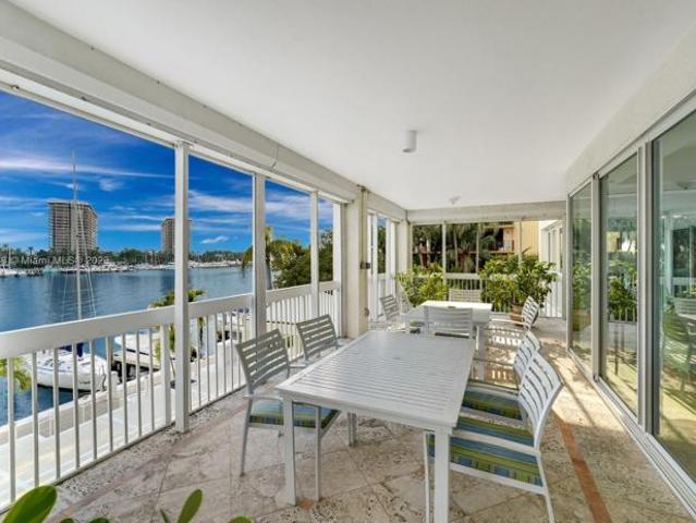 1690 Bayshore Ln S #2B, Miami, FL 33133