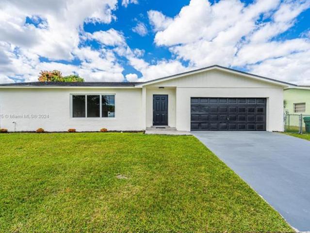 16912 SW 107th Pl, Miami, FL 33157