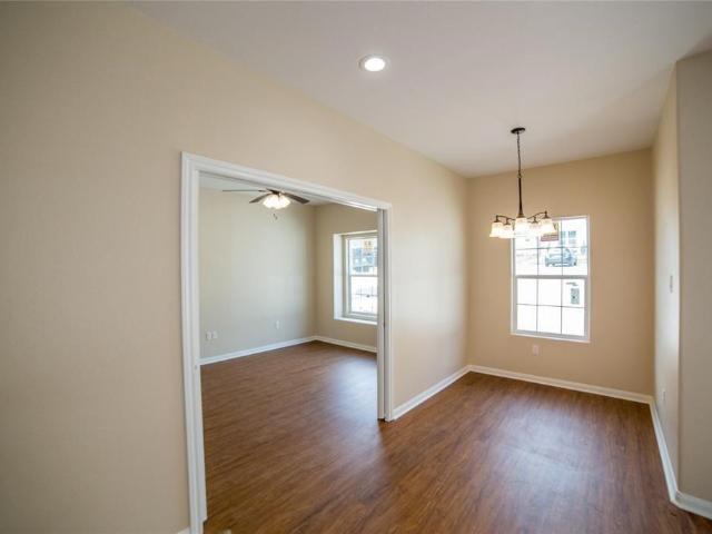 16917 Glenheath