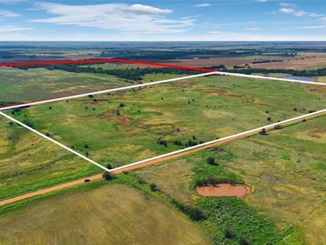 16917 S 102nd St, Douglas, OK 73733