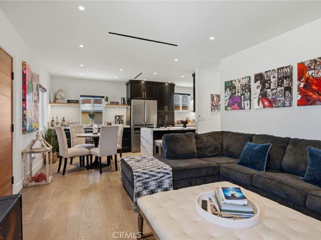 16914 S Hobart