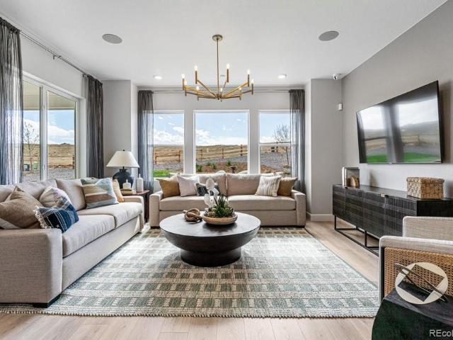 16916 W 92nd Loop