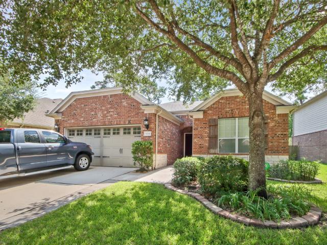 16918 Cherokee Lake Lane