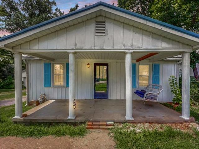 1691 Old Frankfort Rd, Lawrenceburg, KY 40342