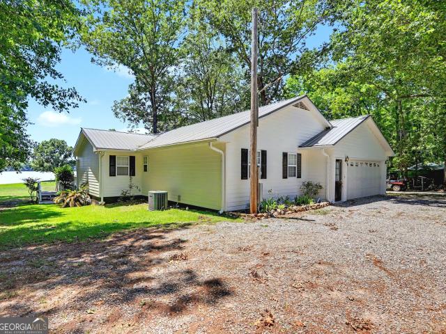 1691 Arrowhead Road