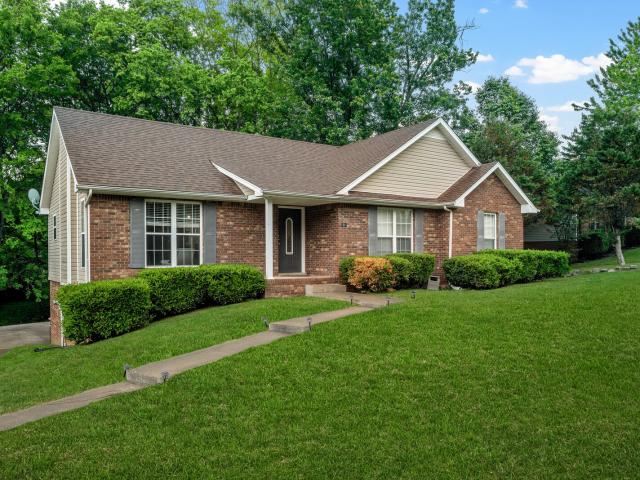 1691 Barrywood Cir E