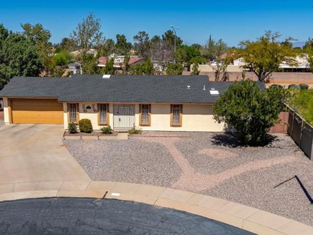 1691 E Periwinkle Way, Sierra Vista, AZ 85635