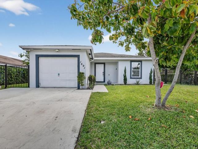 1691 W 26th Ct, Riviera Beach, FL 33404