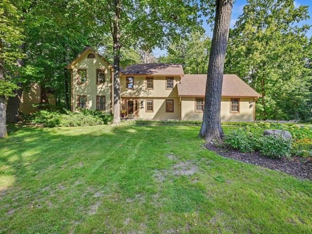 16920 5th Ave N, Plymouth, MN 55447