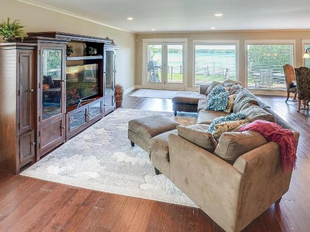 16926 Grays Bay Blvd, Minnetonka, MN 55391 | MLS #7059 | Compass