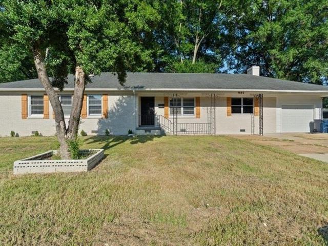 1692 Cornelia Dr, Memphis, TN 38117