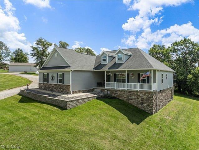 1692 Township Road 102, Dillonvale, OH 43917