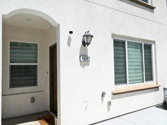 1692 W Trapezoid Dr, Anaheim, CA 92802
