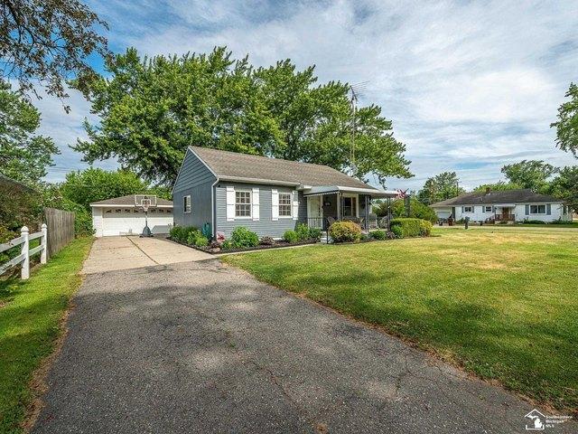 1693 Roman Dr, Monroe, MI 48162