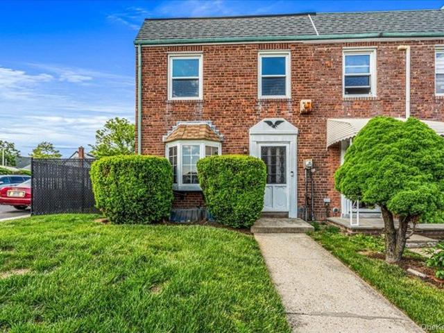 169 0 nd Ave, Whitestone, NY 11357