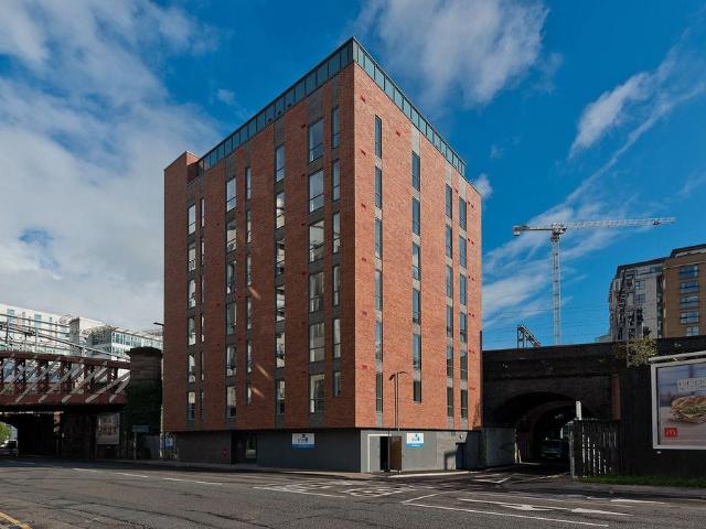 169 171 Chapel Street, Salford, M3 1 bed apartment to rent £1,000 pcm £231 pw