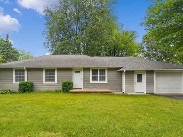 169 Ann St NE, Cedar Springs, MI 49319