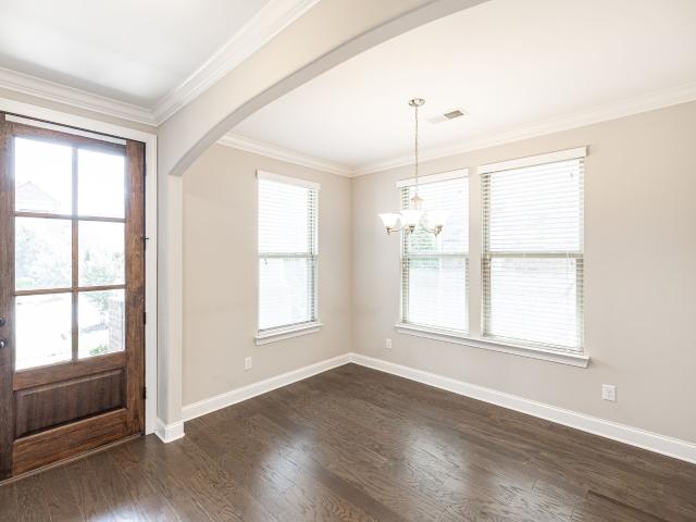 169 Ashcrest Pt