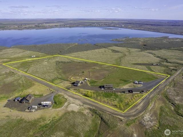 169 Banks Lake View Rd Unit 99115, Coulee City, WA 99115