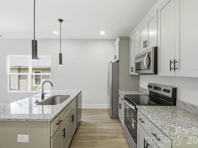 169 Georgia Street SW