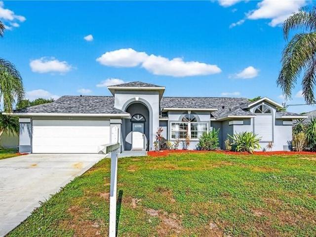 169 Day Dr, Sebastian, FL 32958