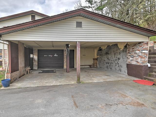 169 Denton Lane