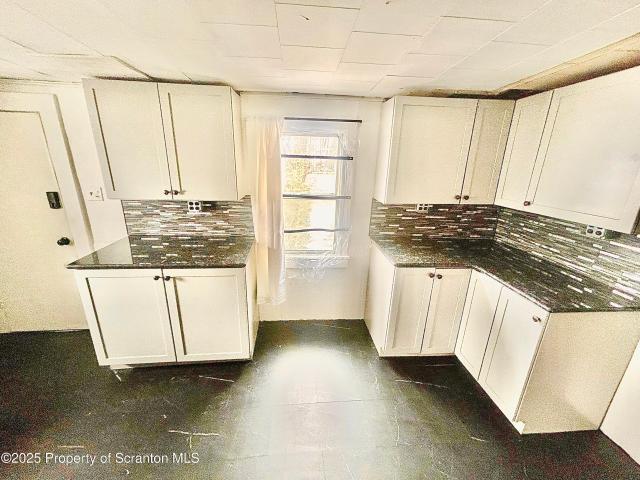 169 E. PIne Street