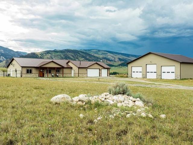169 Eagle Ridge Trl, Dayton, WY 82836