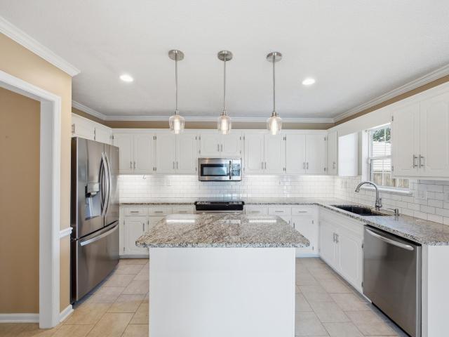 169 Harrow Circle