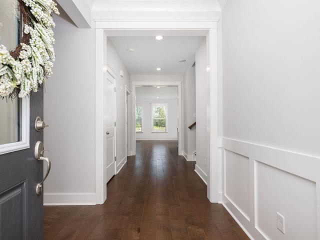 169 Huguenot Trail