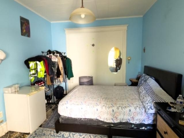 169 Laurel Ave