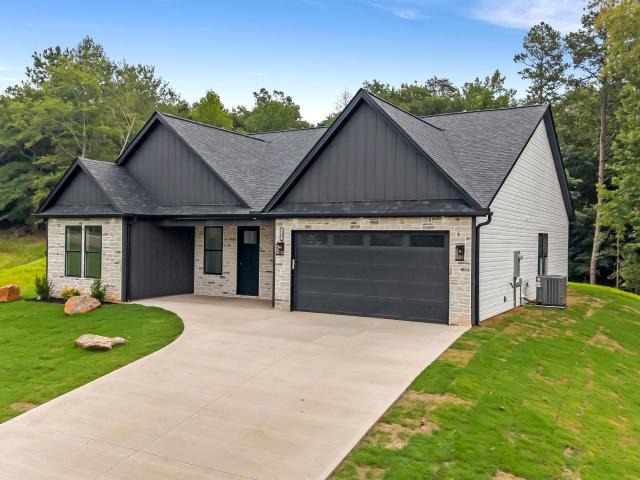 169 Lakeshore Drive