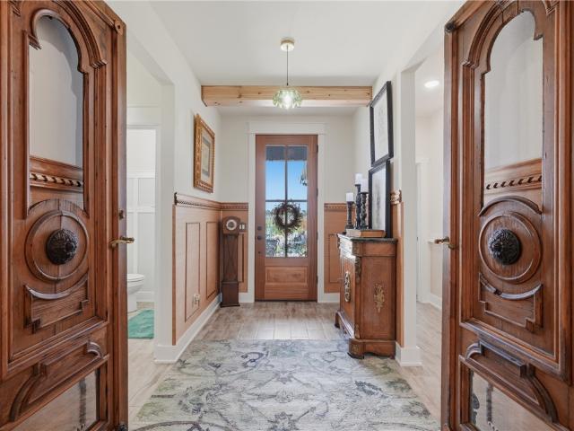 169 N Antelope Avenue