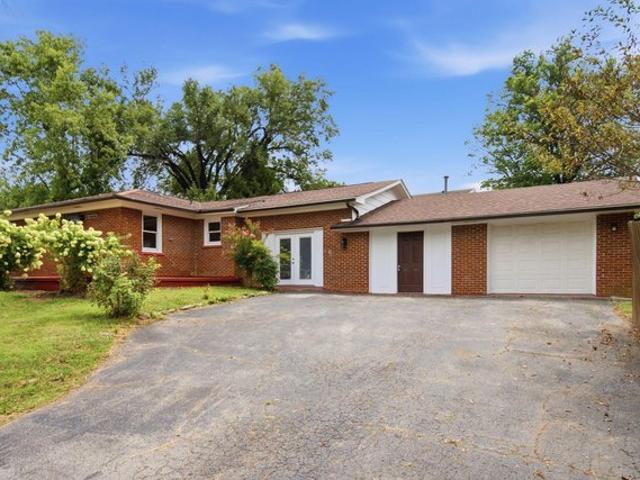 169 Newcastle St, Lexington, KY 40504