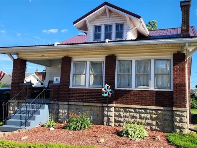 169 Neighbor St, Newcomerstown, OH 43832
