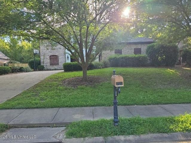 169 Saint Ives Dr, Madison, MS 39110