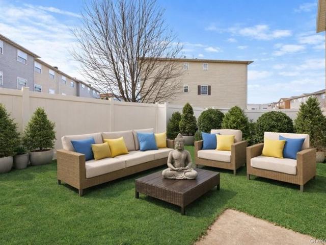 169 Surf Dr Unit 109, Bronx, NY 10473