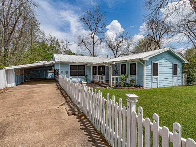 169 Pecan Cove